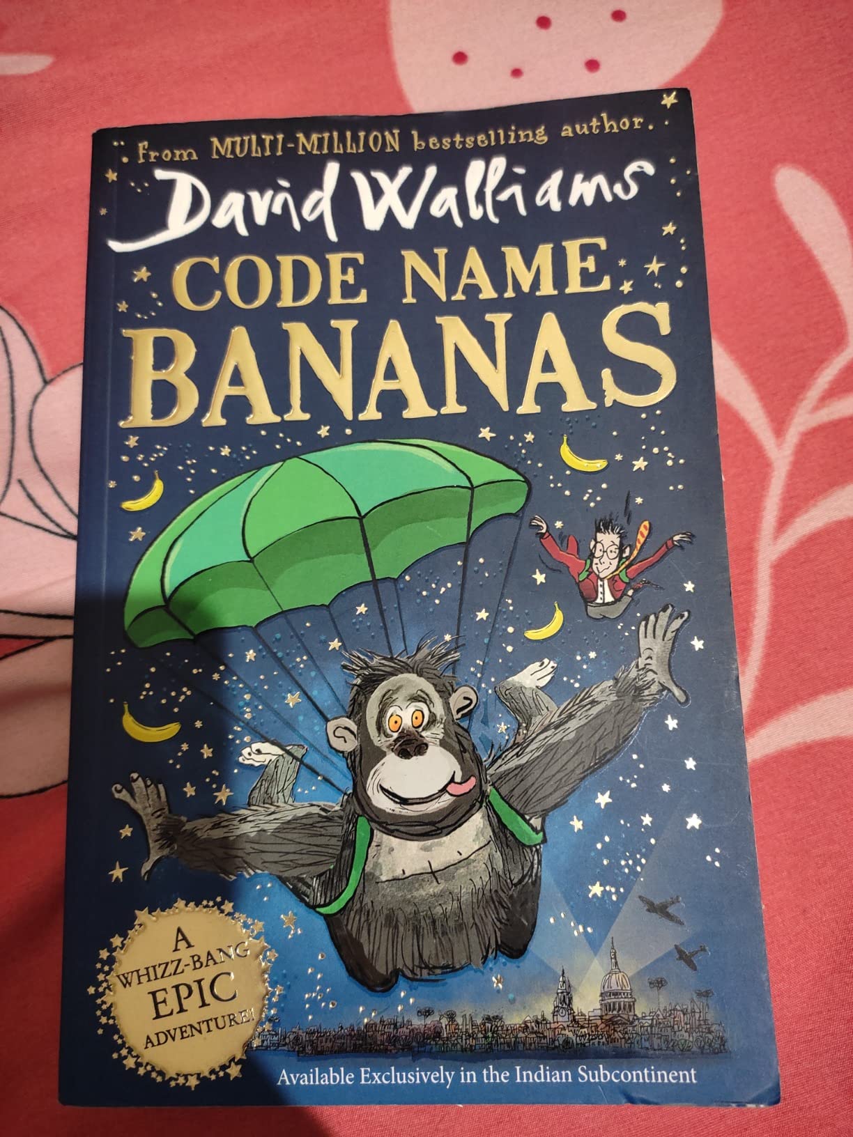 Code Name Bananas : Walliams, David: Amazon.in: Books