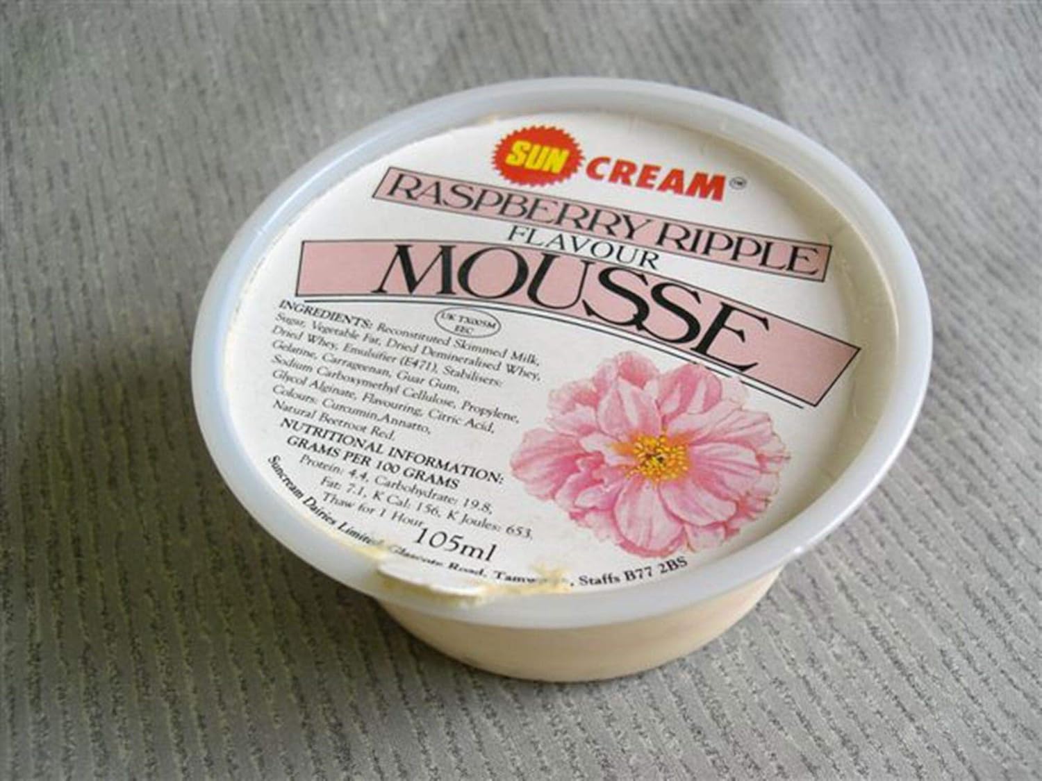Suncream Frozen Raspberry Ripple Mousse Pots 105ml - 1x10 : Amazon.co ...