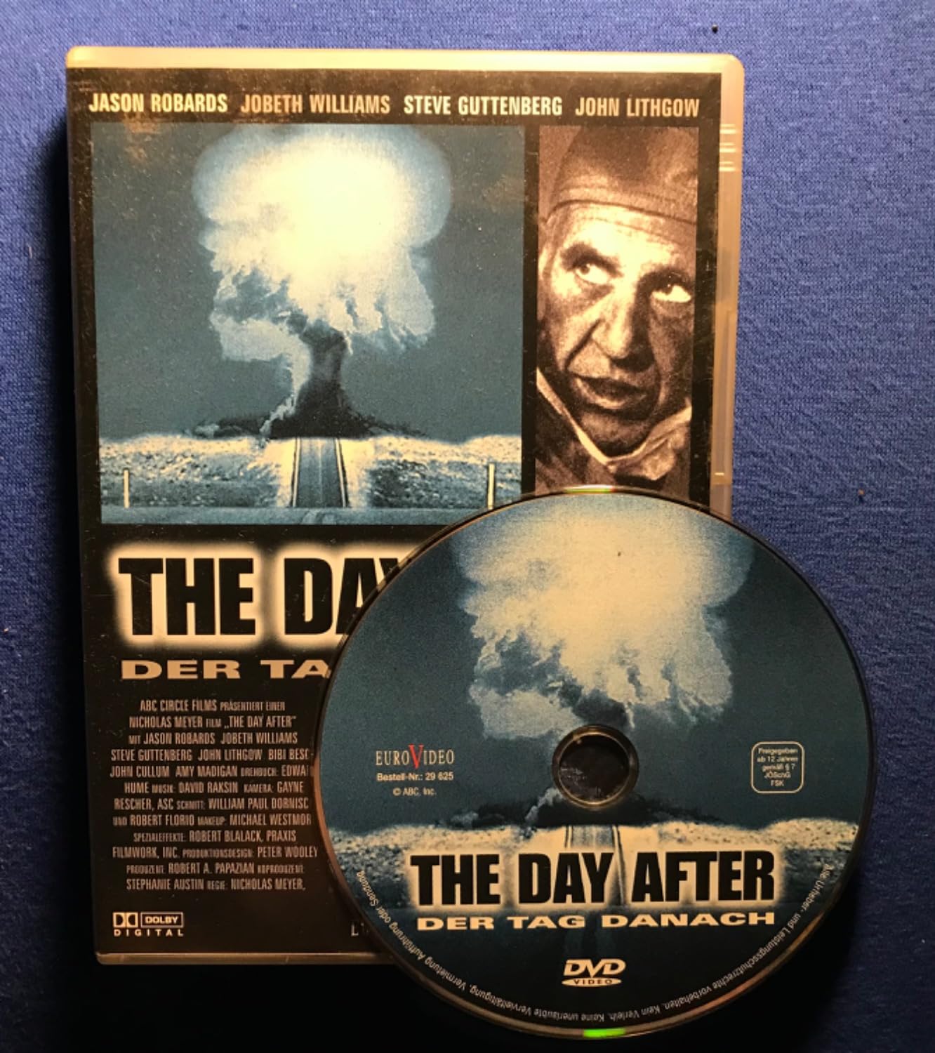 The Day After [VHS] : Jason Robards, JoBeth Williams, Steve Guttenberg ...
