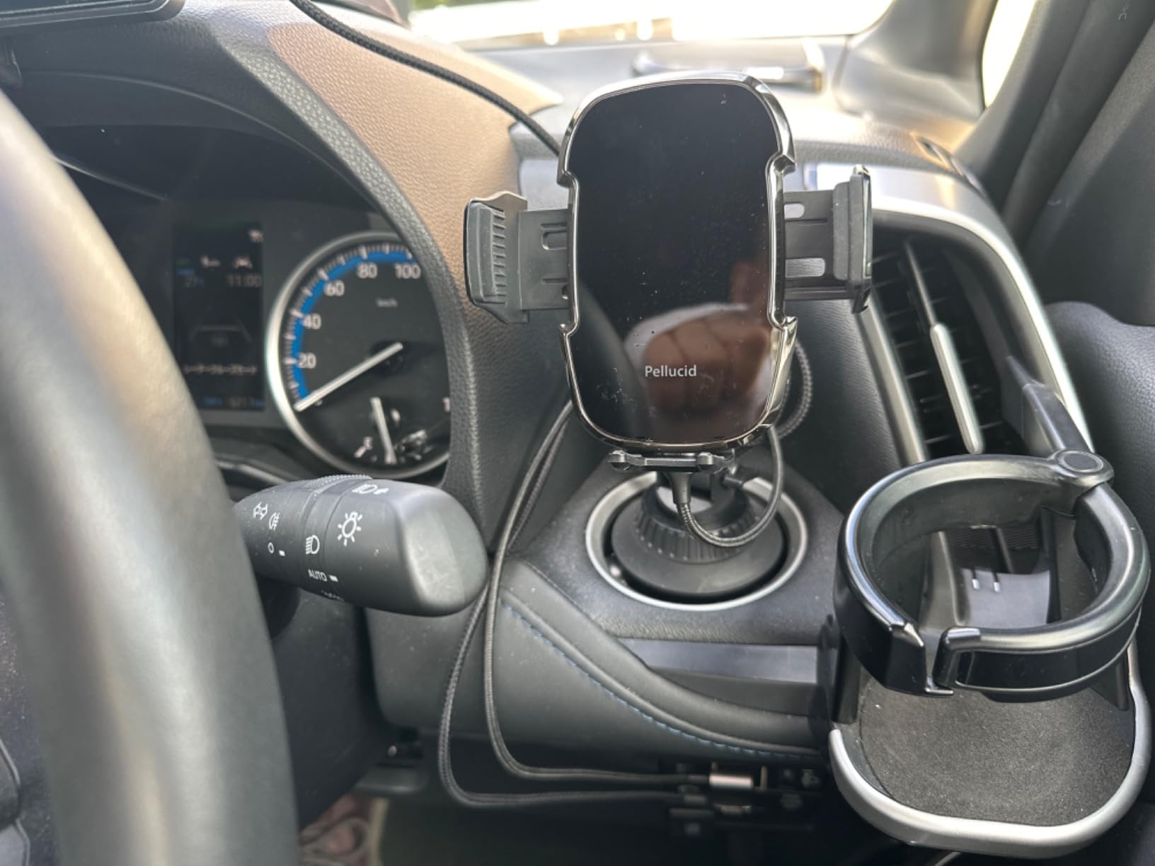 Amazon | ペルシード(Pellucid) 車内用品 車載スマホホルダー 高速ワイヤレス充電 Qi正規認証品 自動開閉 キャパシタ内蔵 エアコン吹き出し口取付 PPH2306 | 携帯 ...