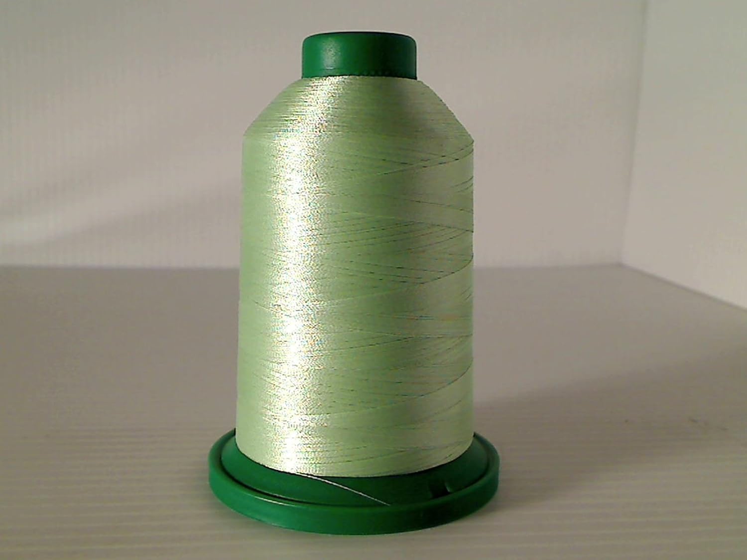 Amazon.com: Isacord Embroidery Thread 1000M 40W POLY 5650 : Arts ...