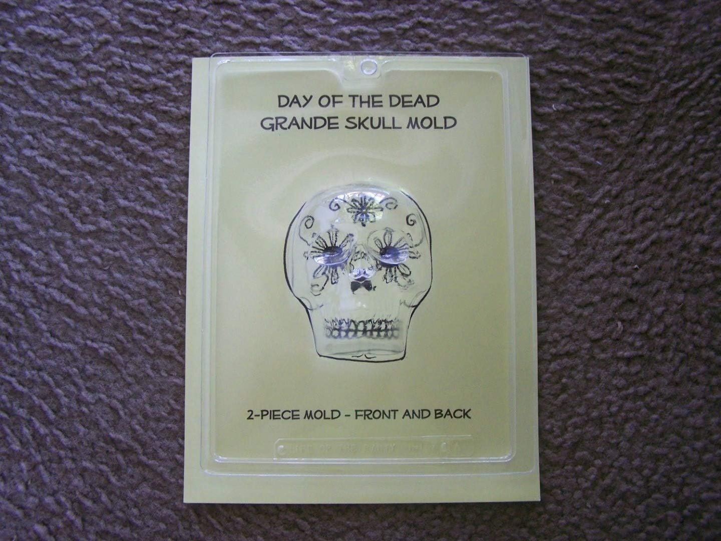 Amazon.com: Sugar Skull Mold - Medium Altar - Day of the Dead : Home ...