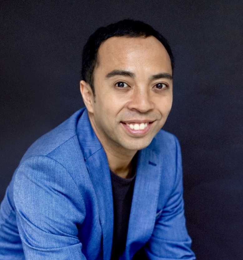 Amazon.com: Michael D'Oliveiro: books, biography, latest update