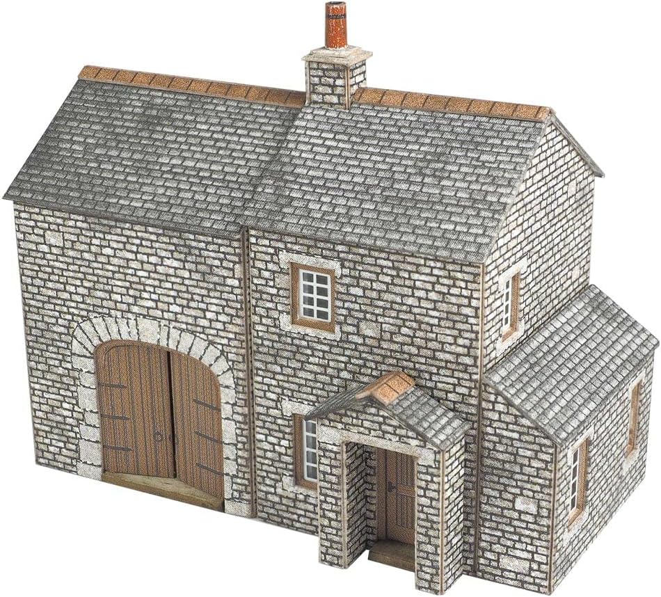 Metcalfe Po251 Manor Farm Barn & Tractor Shed : Amazon.co.uk: Toys & Games