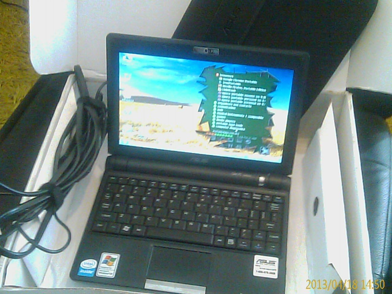 Amazon.com: Eee PC 900 Ubuntu mini laptop : Electronics