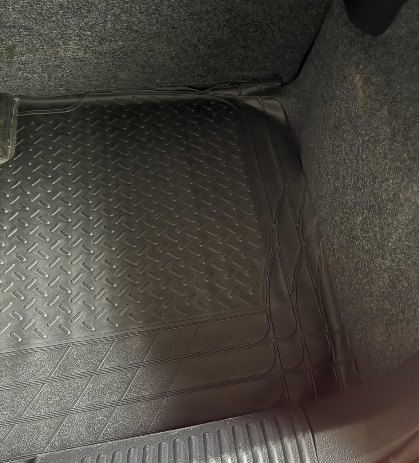 STHIRA® 47.2"x31.5" Universal Car Trunk Mat for SUVs & All Vehicles ...