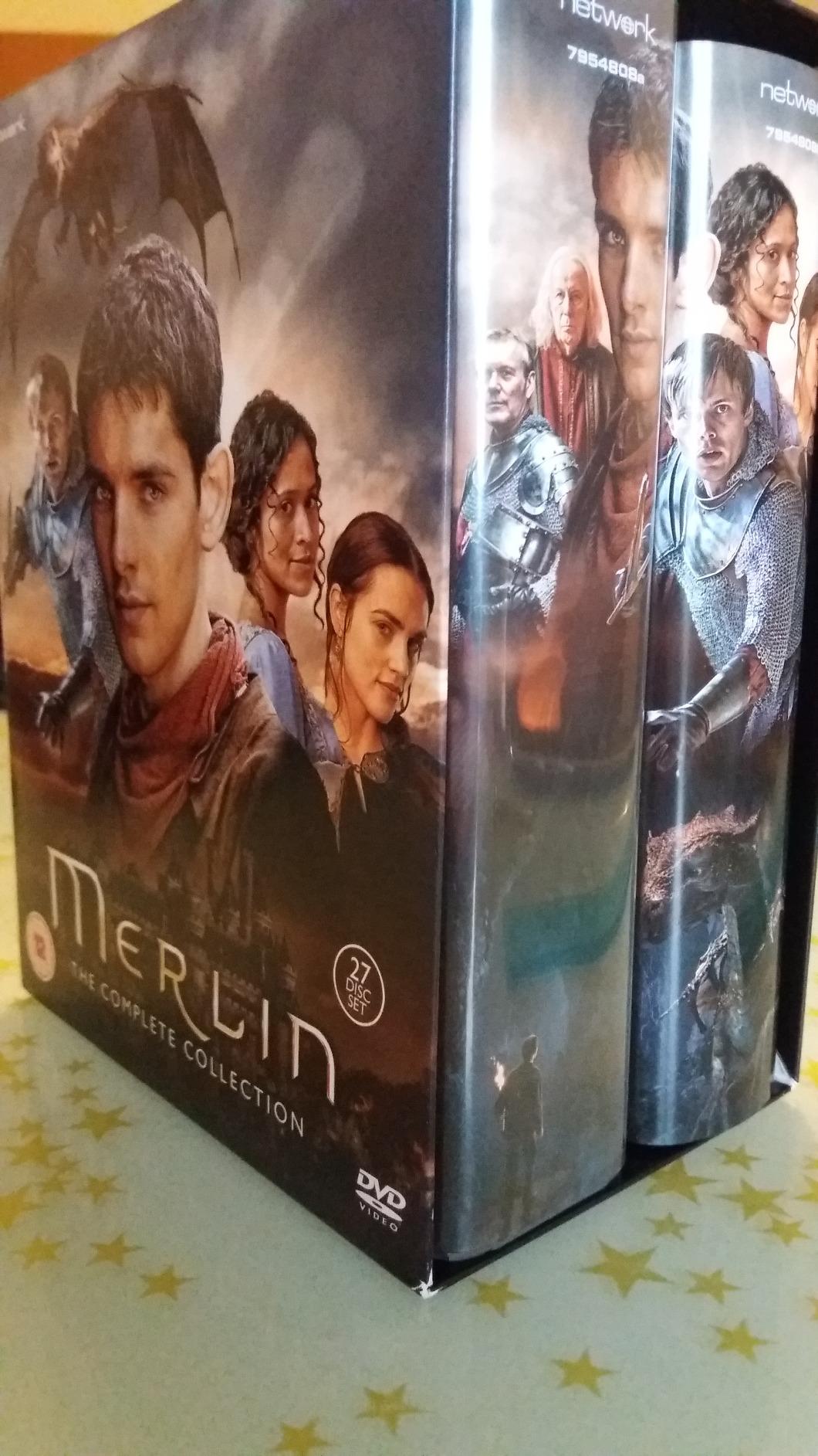 Merlin: The Complete Collection: Amazon.it: Colin Morgan, Bradley James ...