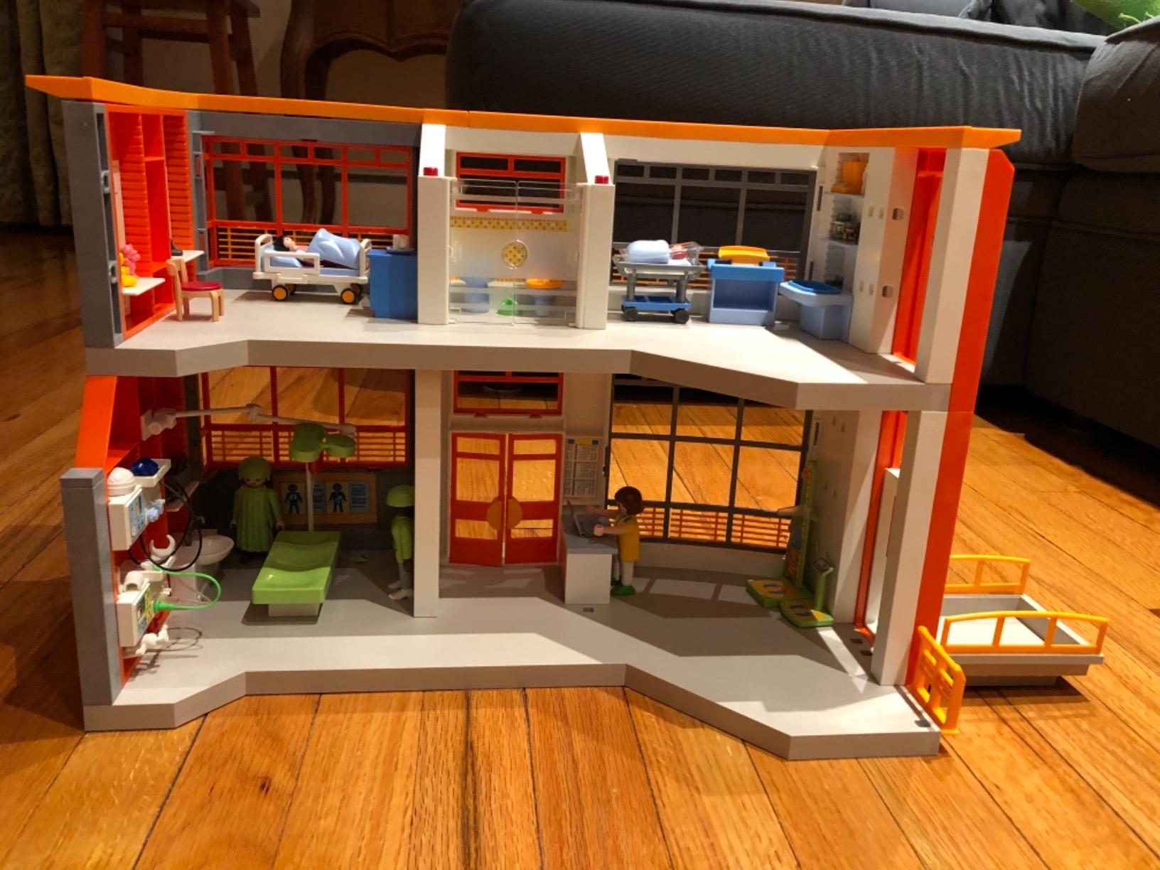 Amazon.com: Playmobil Furnished Children's Hospital Playset : Toys & Games