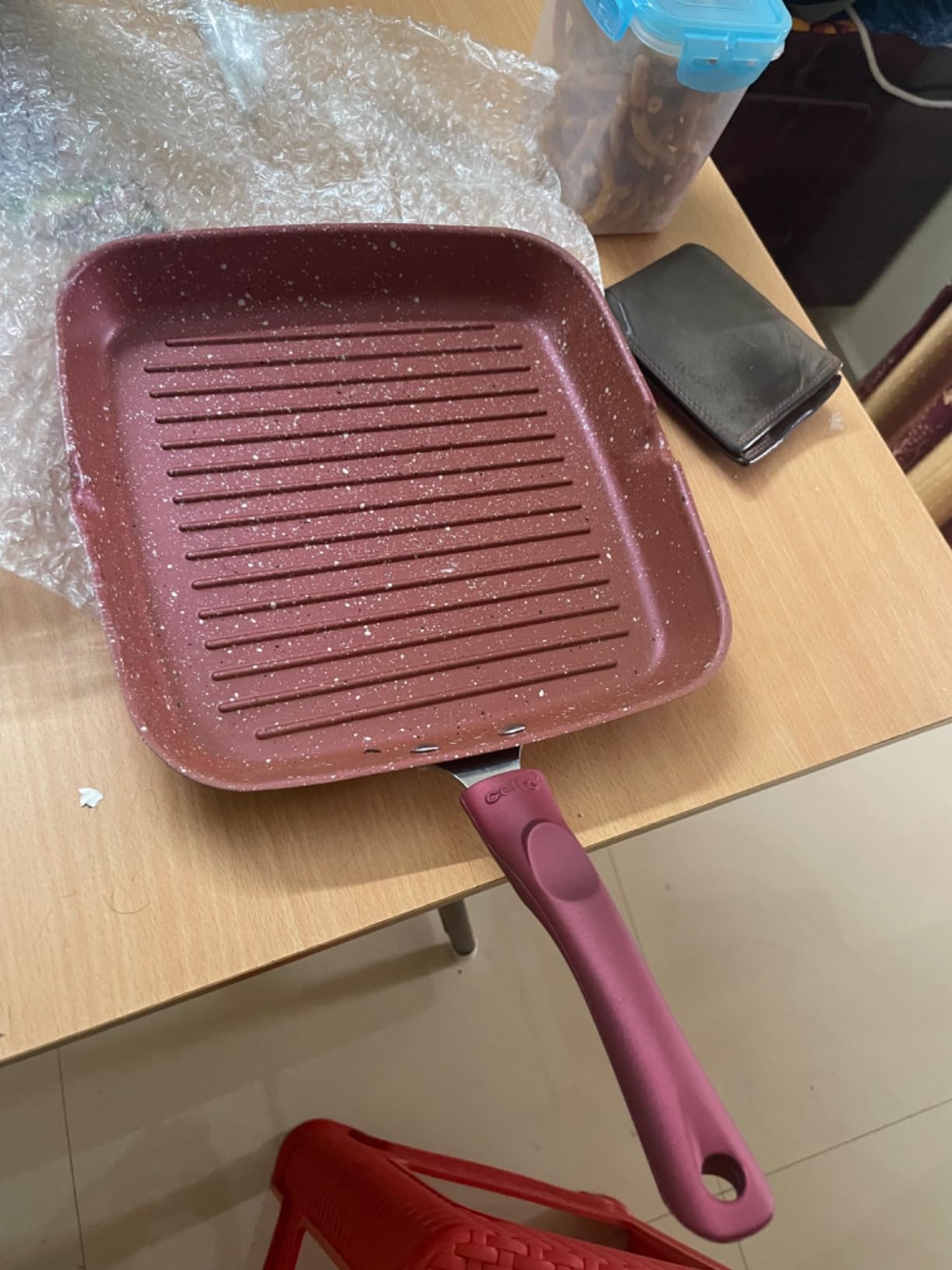 Buy Cello Crown Non Stick Grill Pan Square, Maroon Online at Low Prices ...