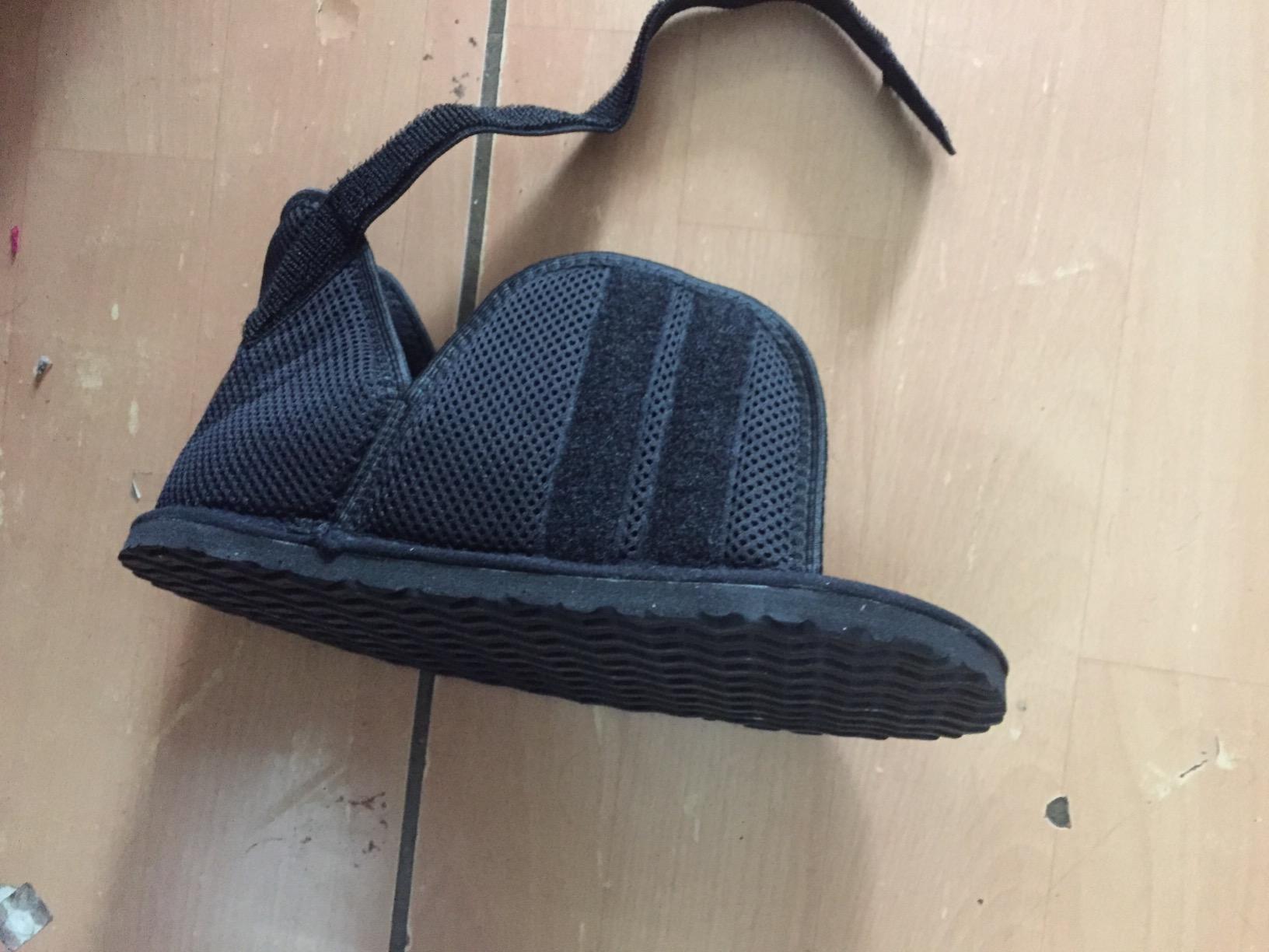 Buy SAMSON Cast Shoes for Foot Support(S,Black) Online at Low Prices in ...