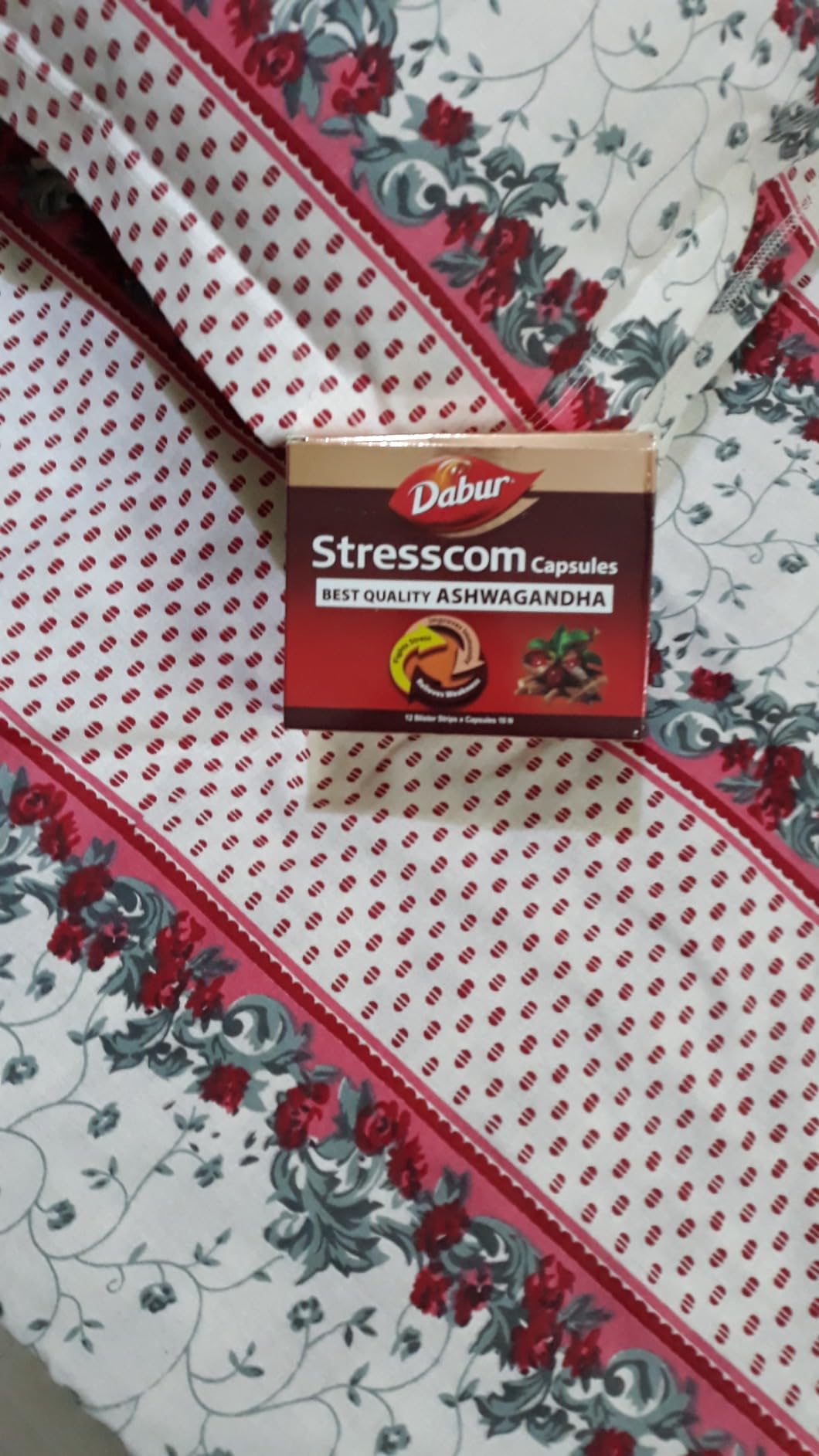 DABUR Stresscom Ashwagandha 12 Strips X 10 Capsules : Amazon.in: Health ...