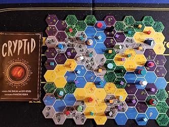 Amazon.com: Cryptid Board Game, 10 years : Duncan, Hal, Veevers, Ruth, Moriya, Kwanchai: Toys ...