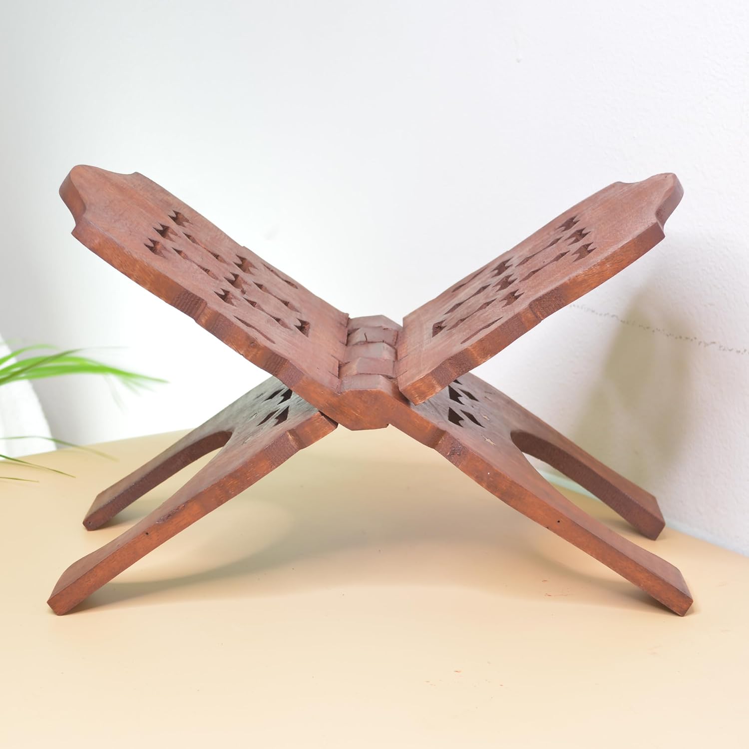 Santarms Wooden Holy Book Stand Rehal for Pooja Reading Geeta Bible ...