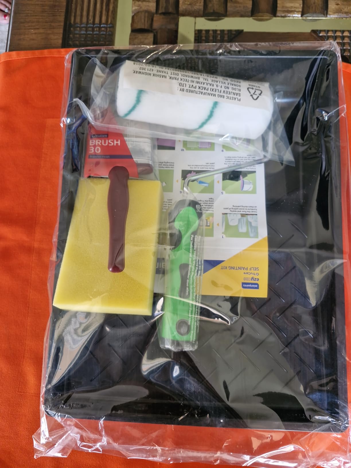 Asian Paints EzyCR8 TruCare DIY Self Painting Kit for Walls and Other ...