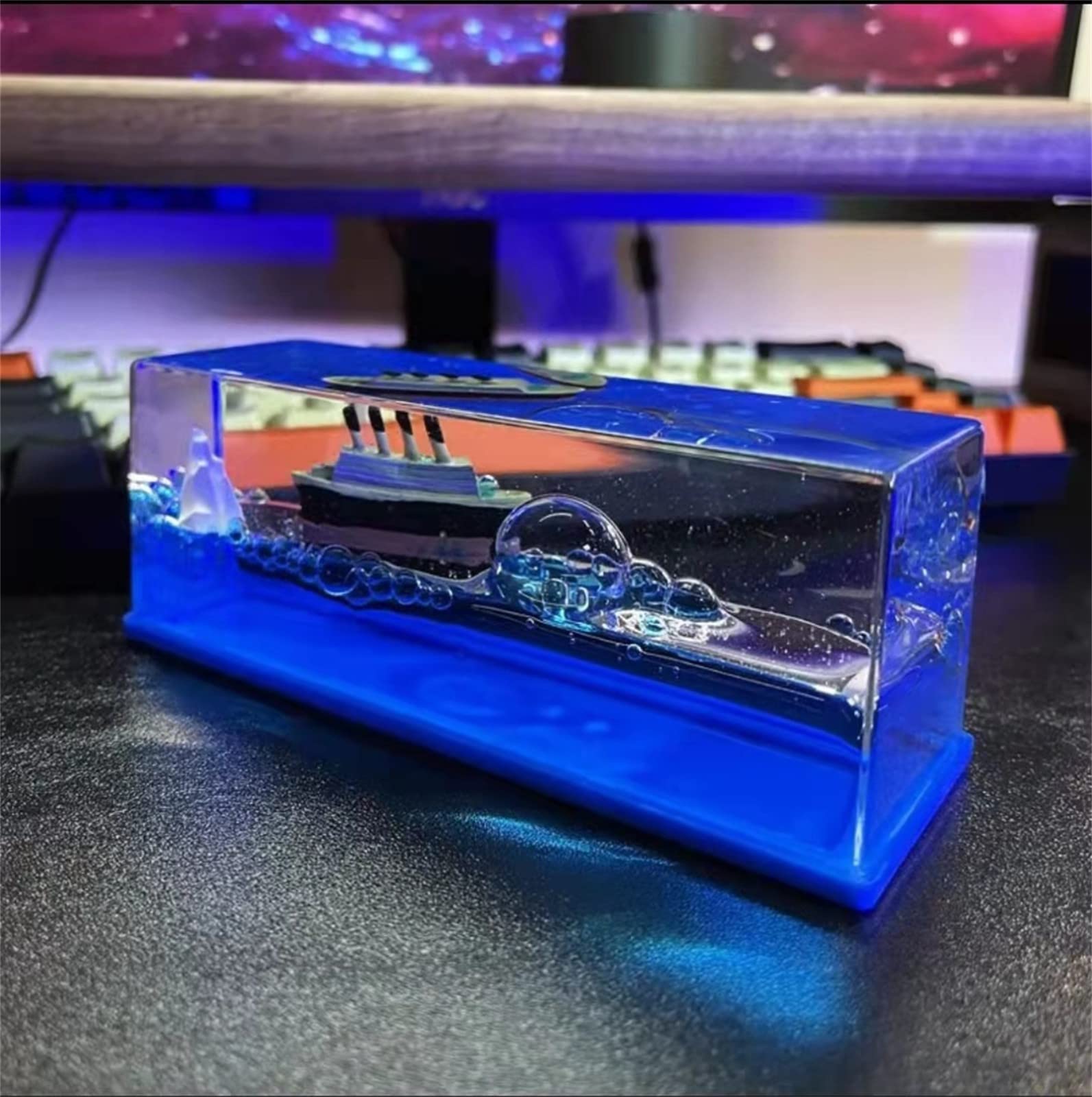 Buy mugeleen Luxury Cruise Ship Liquid Wave Paperweight Desk Toy ...