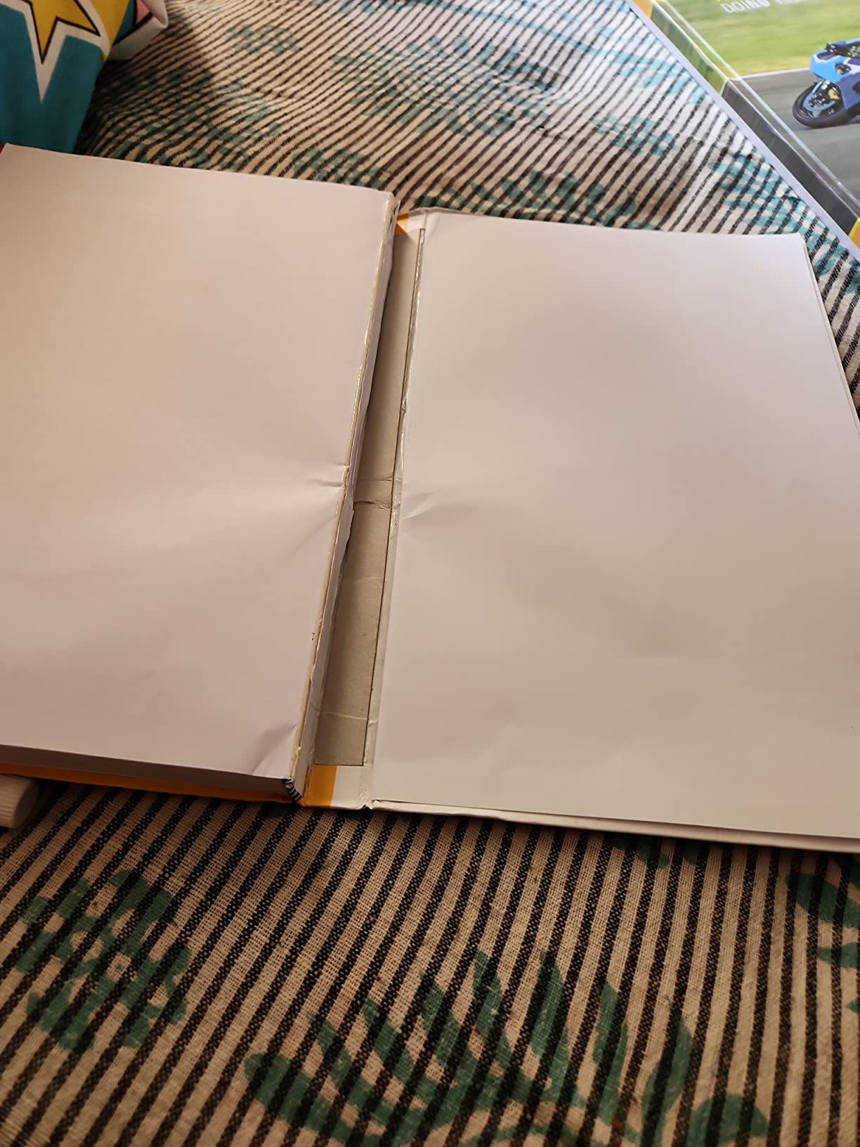 Classmate Hard Unruled Long Book - 330x210, 400 Pages : Amazon.in ...