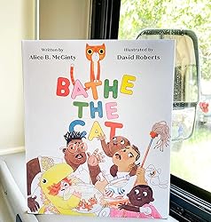 Amazon.com: Bathe the Cat: 9781452142708: McGinty, Alice B., Roberts ...
