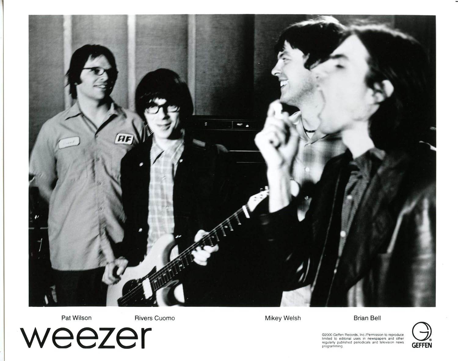 Weezer Music Group 8x10 ORIGINAL Photo #A9318 at Amazon's Entertainment ...