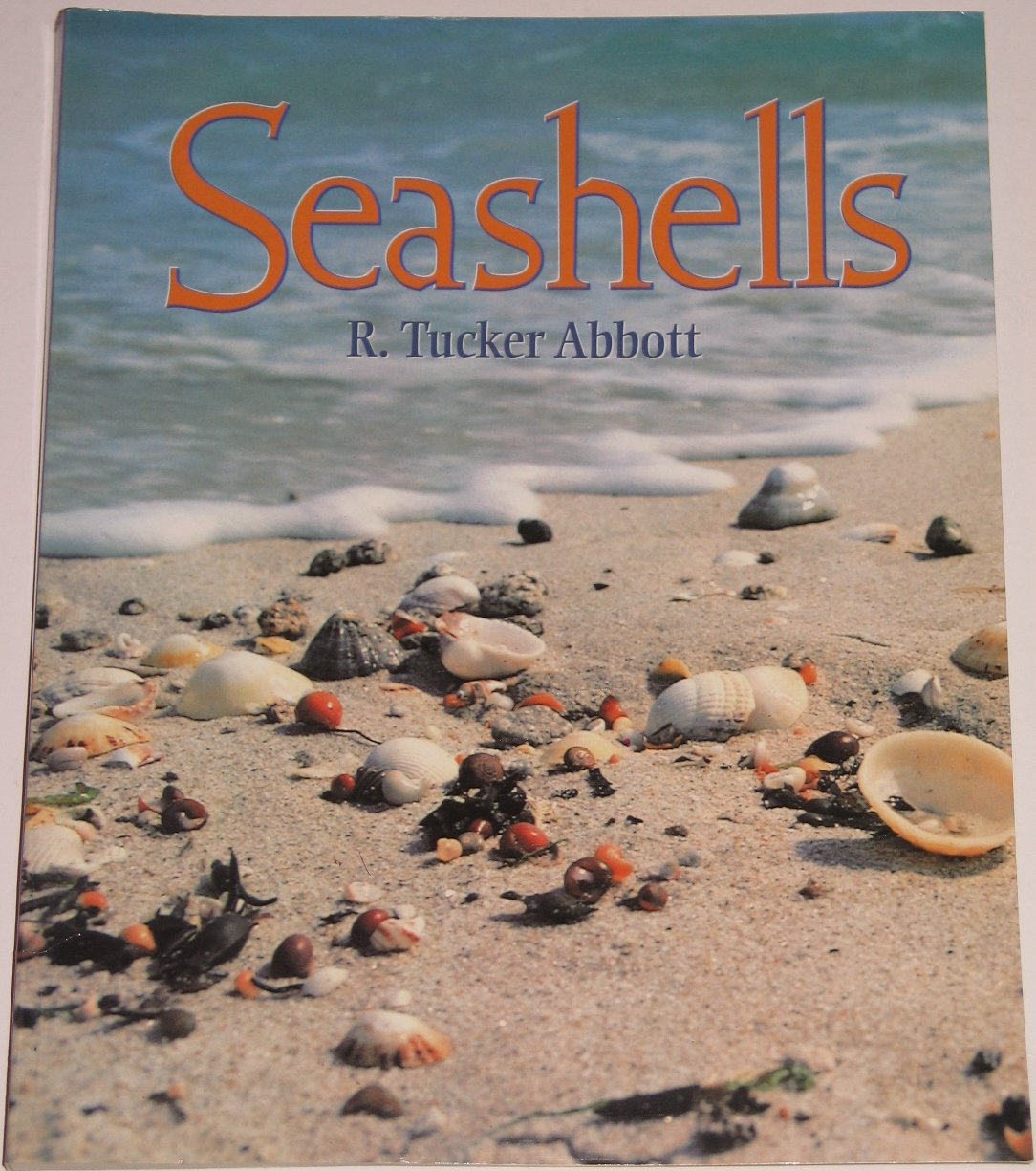 Seashells: Abbott, R. Tucker: 9780766601642: Amazon.com: Books