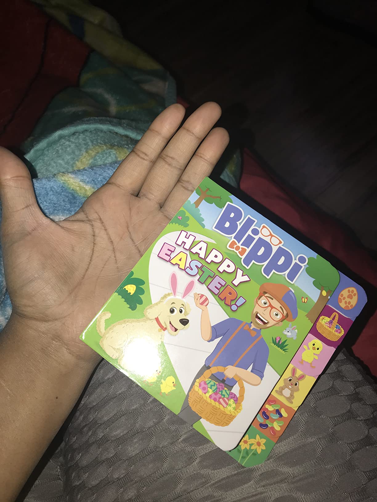 Blippi: Happy Easter! (Board Books with Tabs): Editors of Studio Fun ...