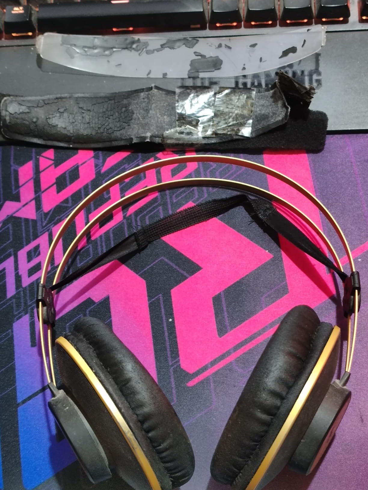 AKG K92 Closed Back Headphones,Wired,Black : Amazon.in: Electronics