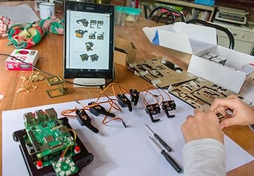 Amazon.com: FREENOVE Robot Dog Kit for Raspberry Pi 5 4 B 3 B+ Zero 2 W ...