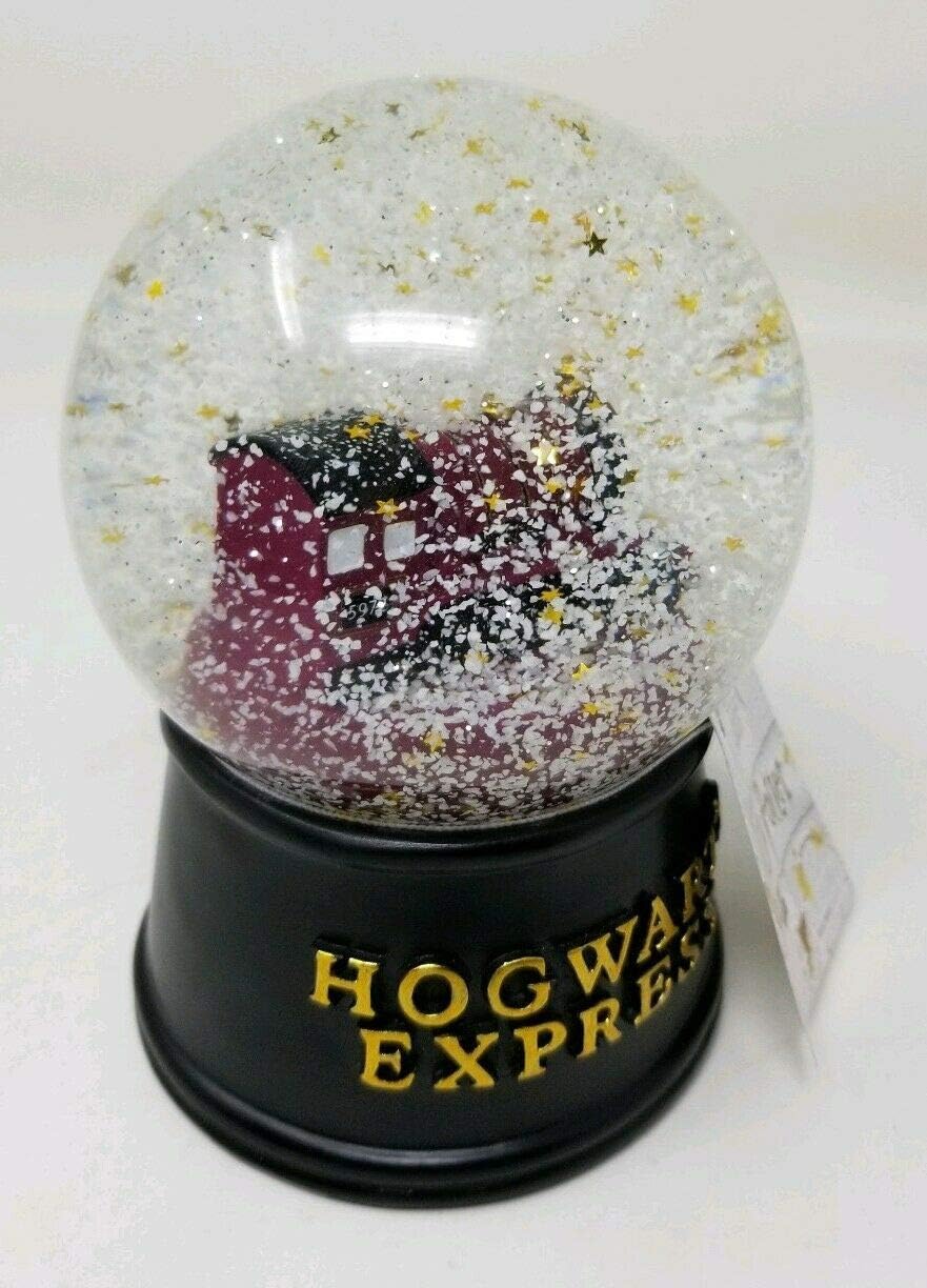 Amazon.com: Warner Bros. Harry Potter Hogwarts Express Light Up Snow ...