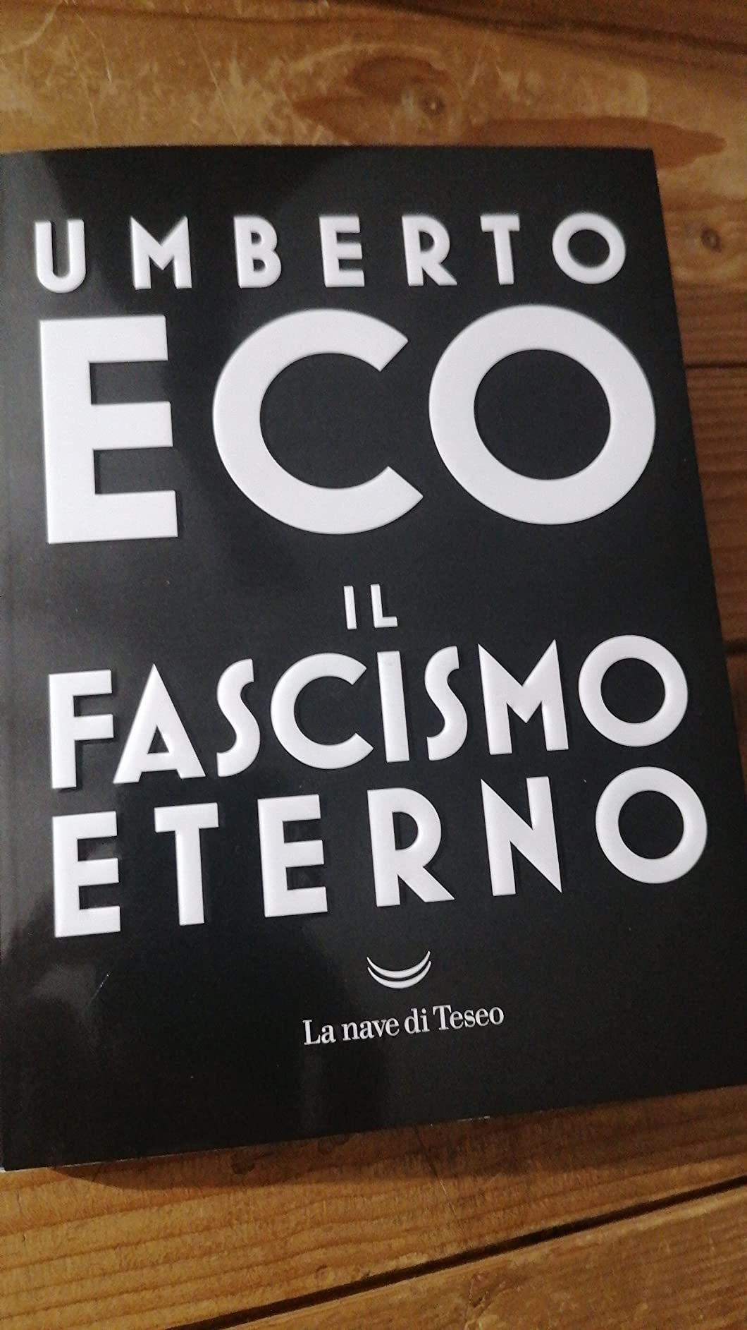 Amazon.it: Il fascismo eterno - Eco, Umberto - Libri