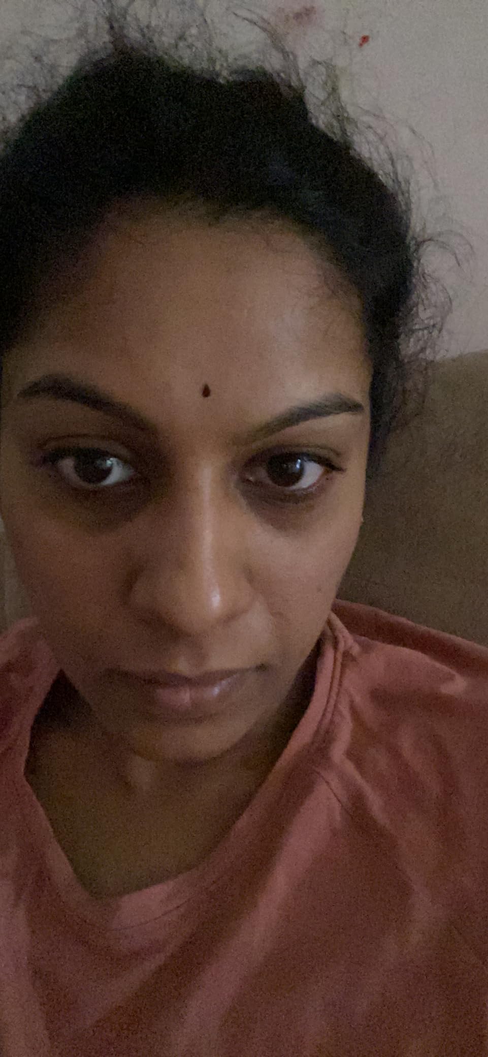 Vama Fashions Tear Drop Bindis Small Tilak Bindi for Women : Amazon.in ...