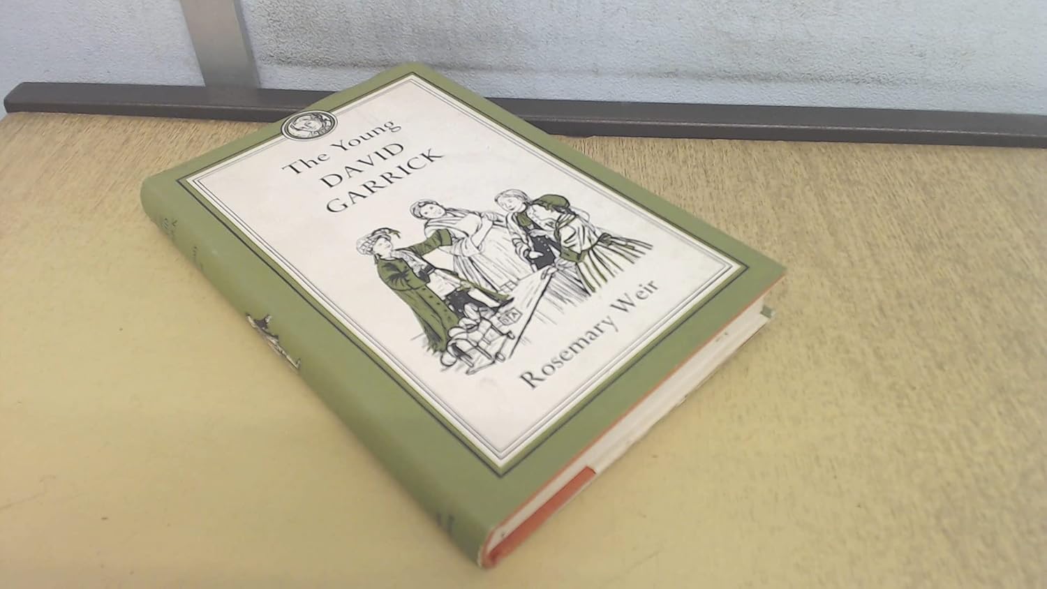 THE YOUNG DAVID GARRICK (FAMOUS CHILDHOODS SERIES): Rosemary Weir ...