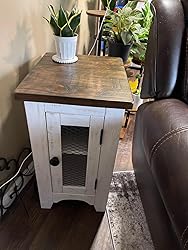 Amazon.com: Signature Design by Ashley Valebeck Rustic Farmhouse Chair ...