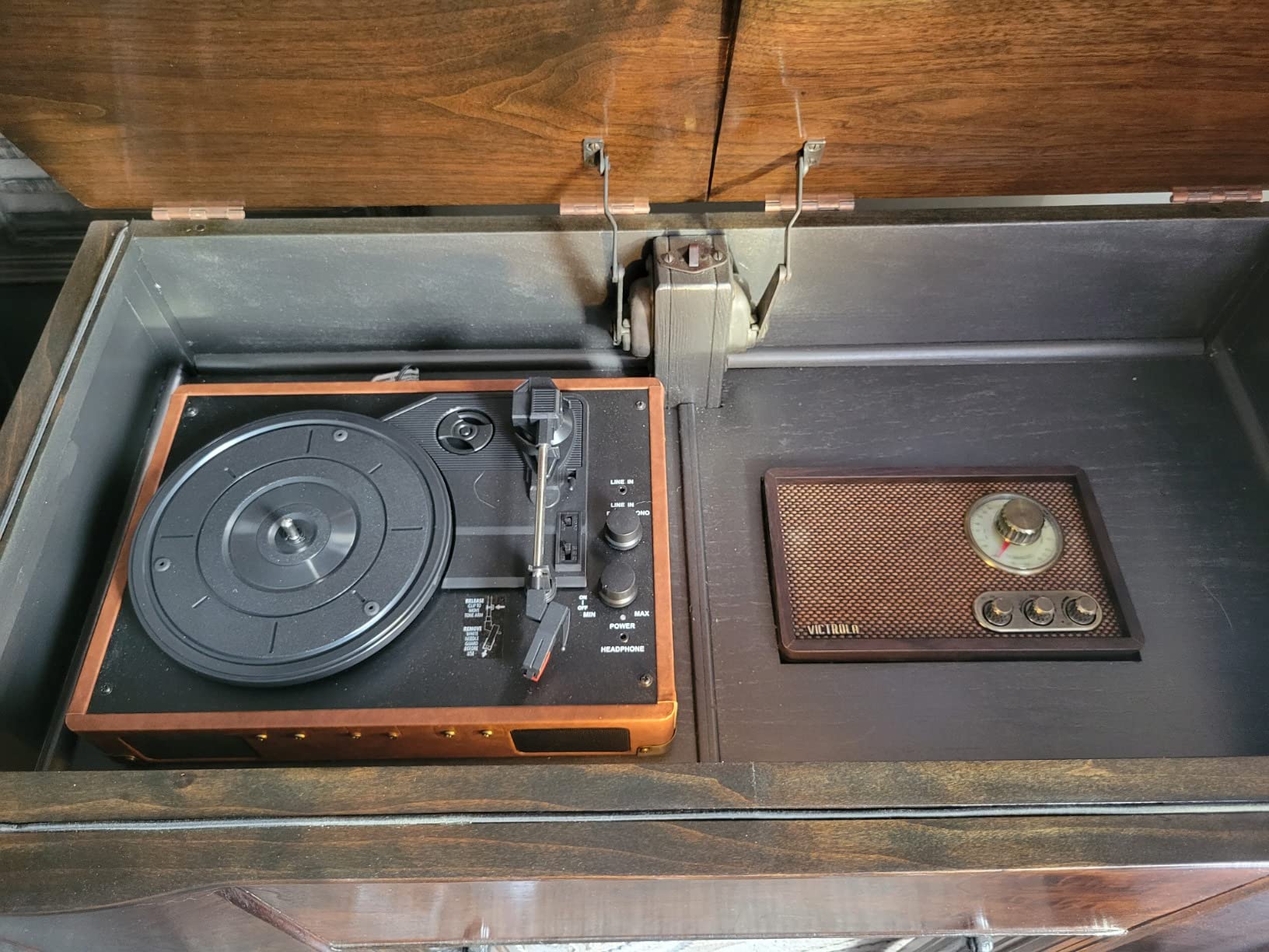 $19/mo - Finance Victrola Retro Wood Bluetooth FM/AM Radio with Rotary ...
