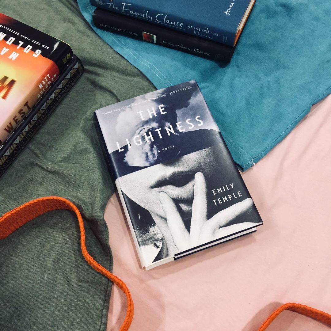 The Lightness : Temple, Emily: Amazon.in: Books