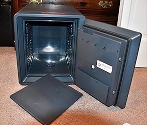 First Alert 2087F Waterproof and Fire-Resistant Bolt-Down Combination ...