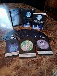 Moonology Oracle Cards: A 44-Card Moon Astrology Oracle Deck and ...