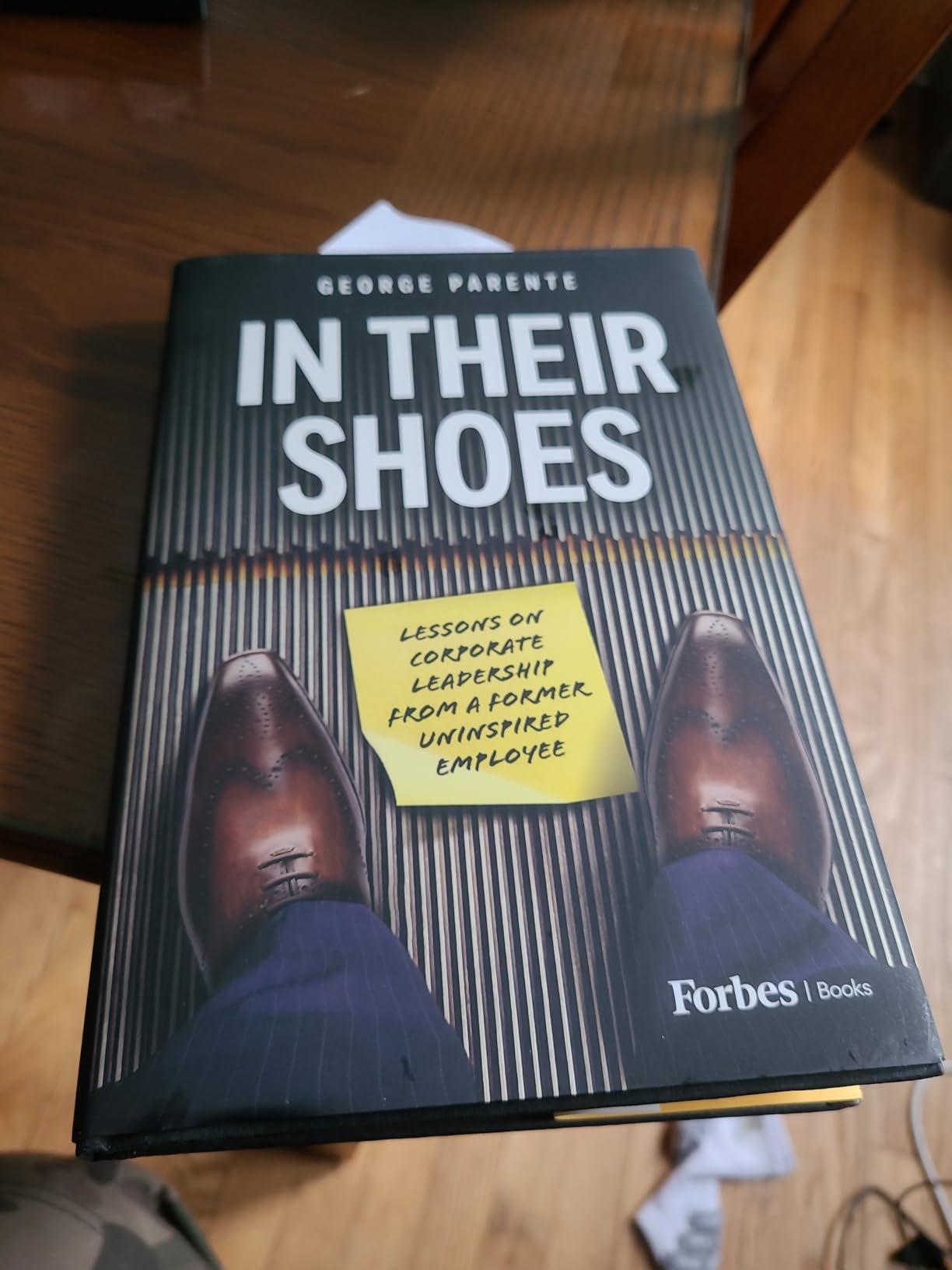 Amazon.com: In Their Shoes: Lessons on Corporate Leadership from a ...