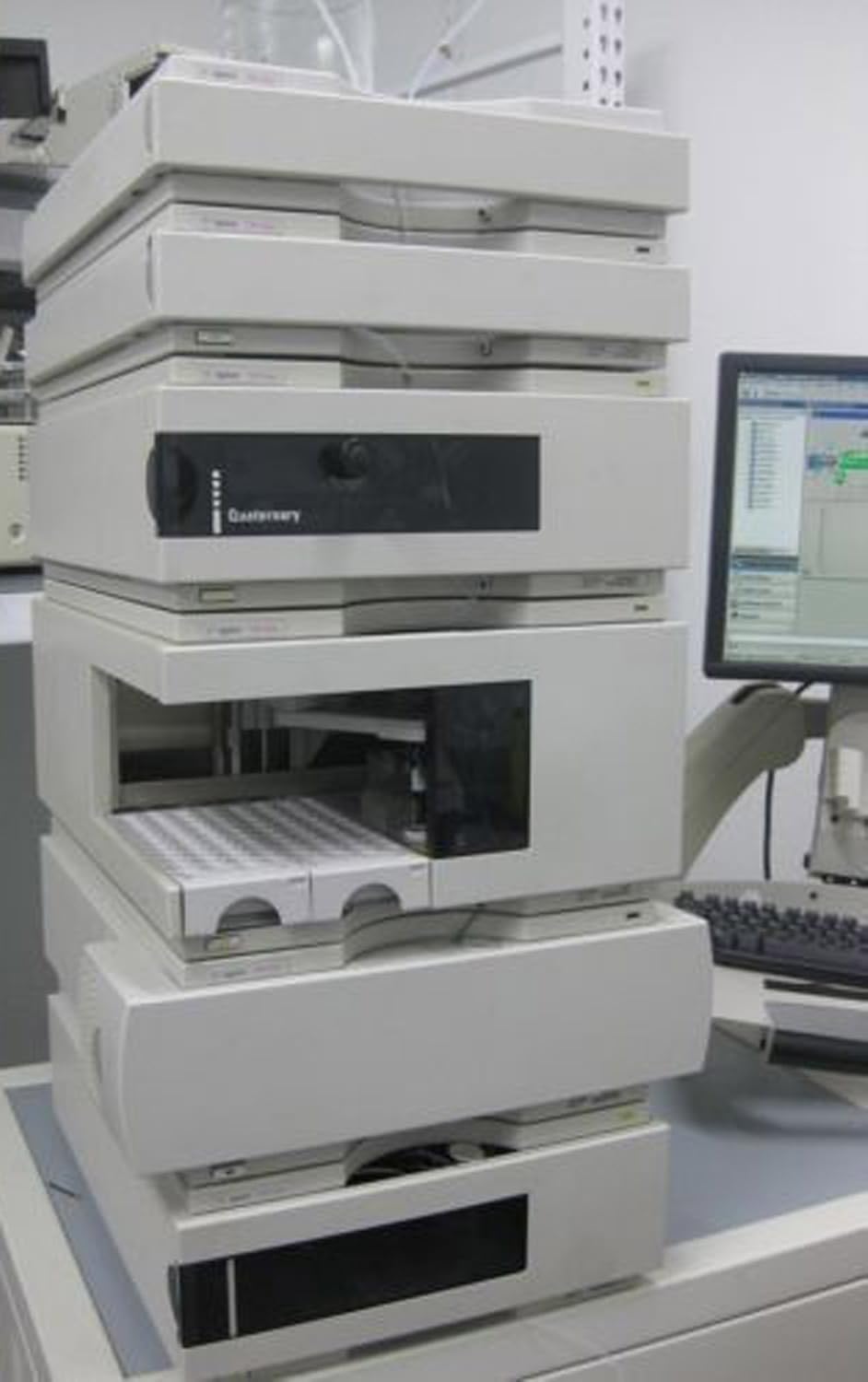 HP Agilent 1100 Series MWD HPLC System User Manual