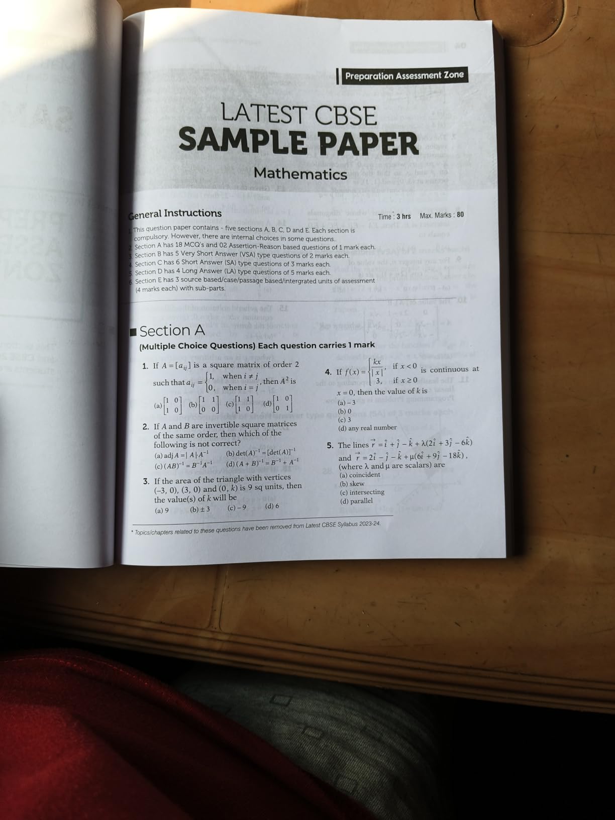 Arihant CBSE Sample Question Paper Class 12 Mathematics Book For 2024 ...