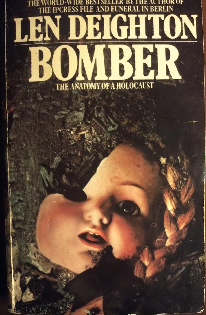 Amazon.com: Bomber: 9781402790546: Deighton, Len: Books