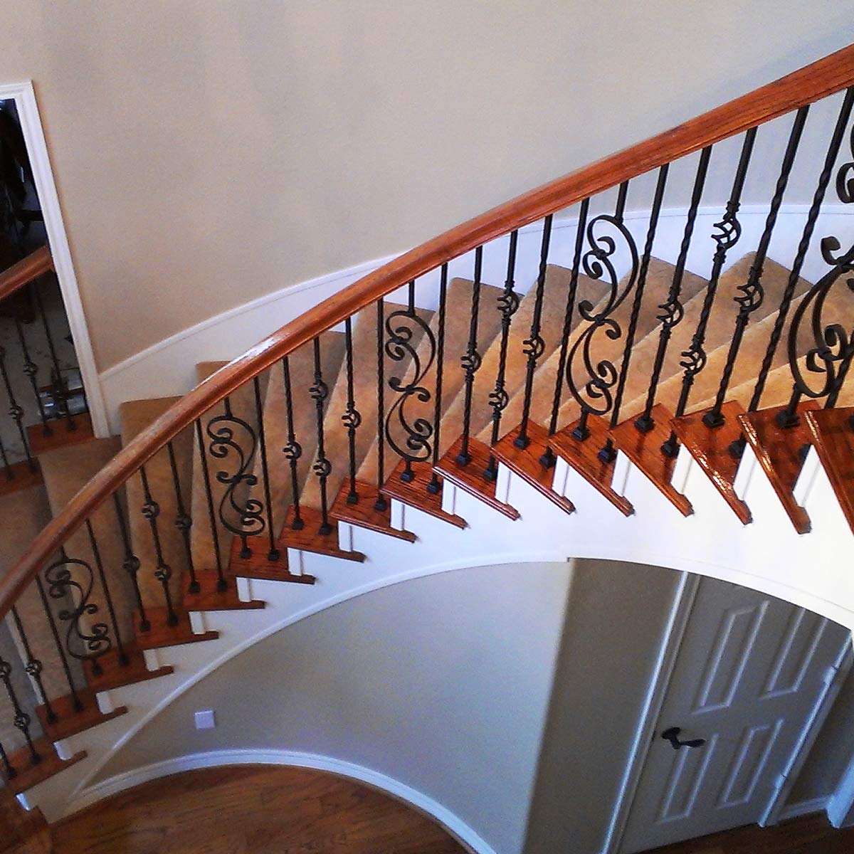 Scroll Staircase
