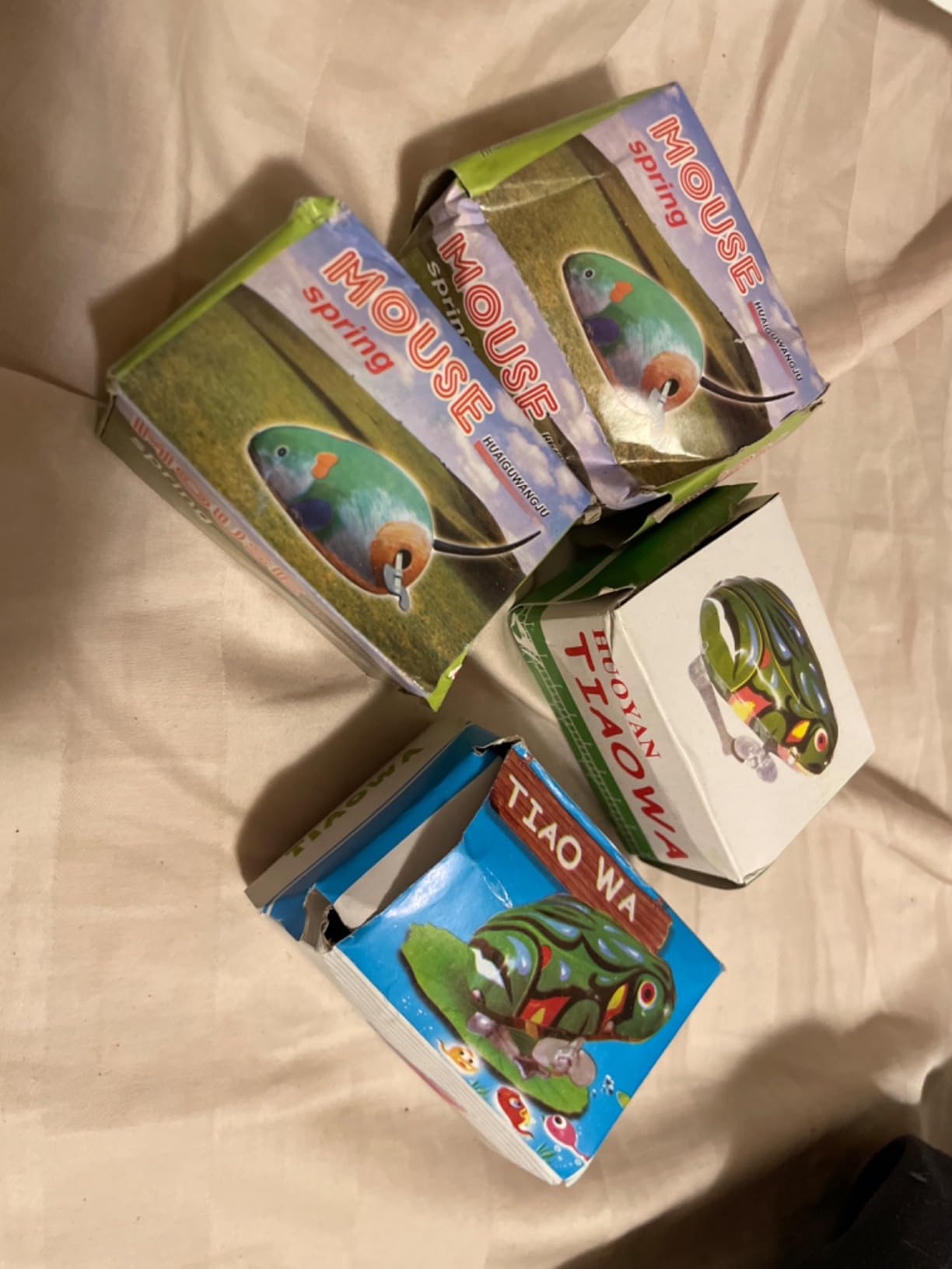 Amazon.com: Toyvian 4Pcs Vintage Tin Toys Clockwork Toys Metal ...