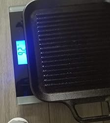 Amazon.com: Lodge BOLD 12 Inch Seasoned Cast Iron Square Griddle ...