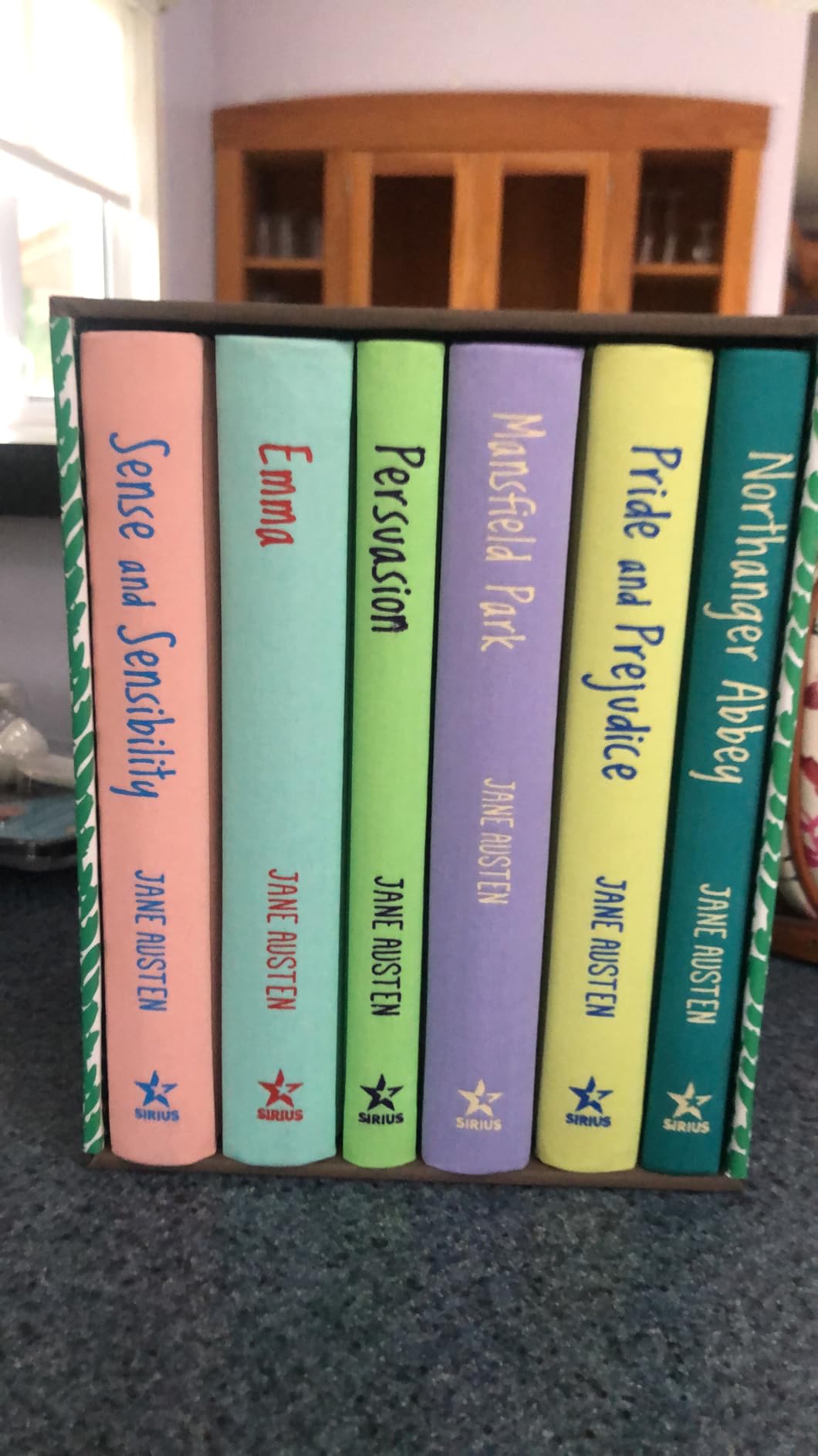 The Jane Austen Collection: Deluxe 6-Book Harcover Boxed Set: Austen ...