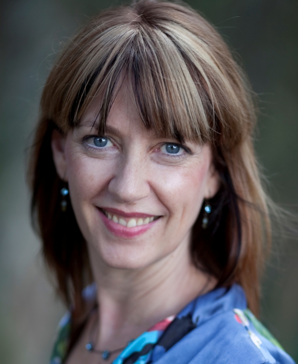 Amazon.co.uk: Anna Maguire: books, biography, latest update