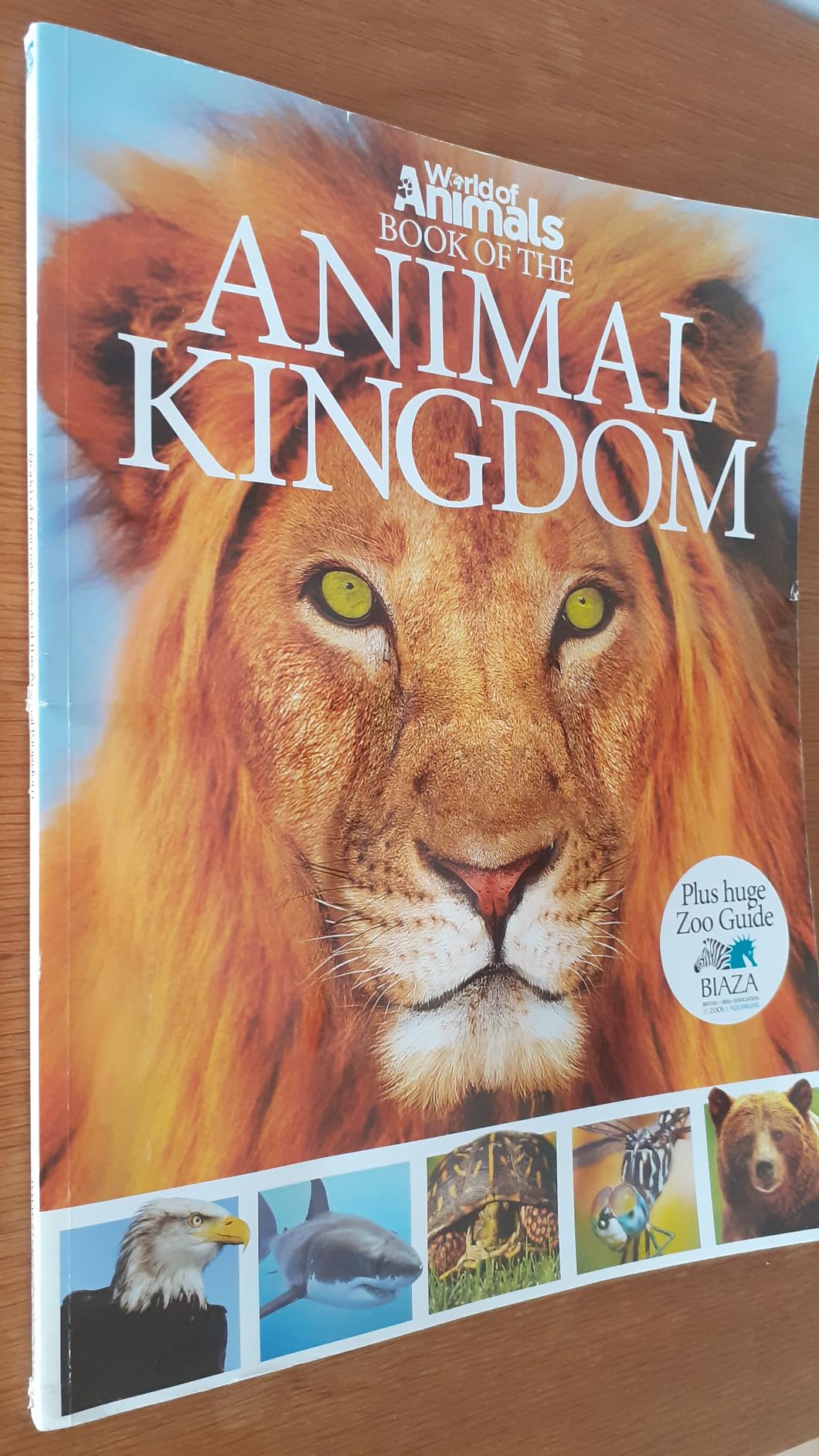 World of Animals Book of the Animal Kingdom Third Edition: Amazon.co.uk ...
