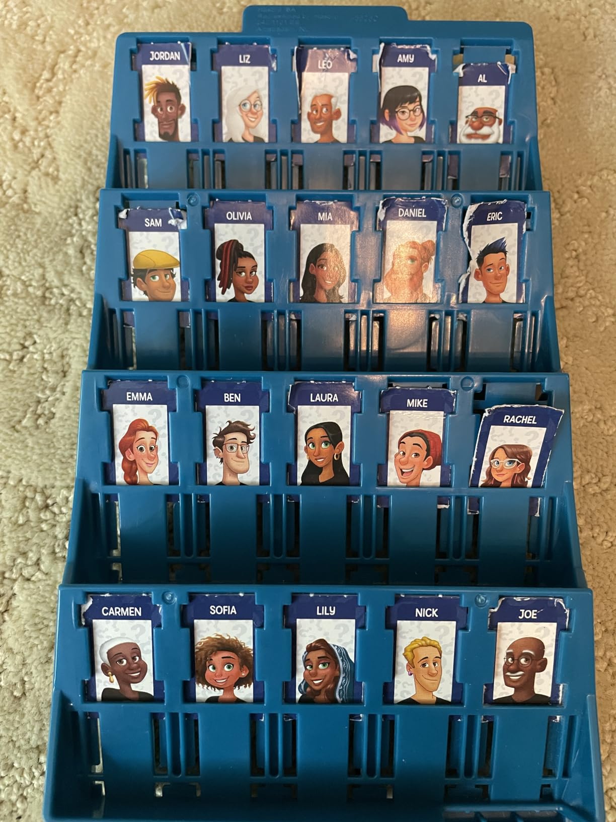 Amazon.com: Grab 'N GO Travel Game Guess WHO? : Toys & Games