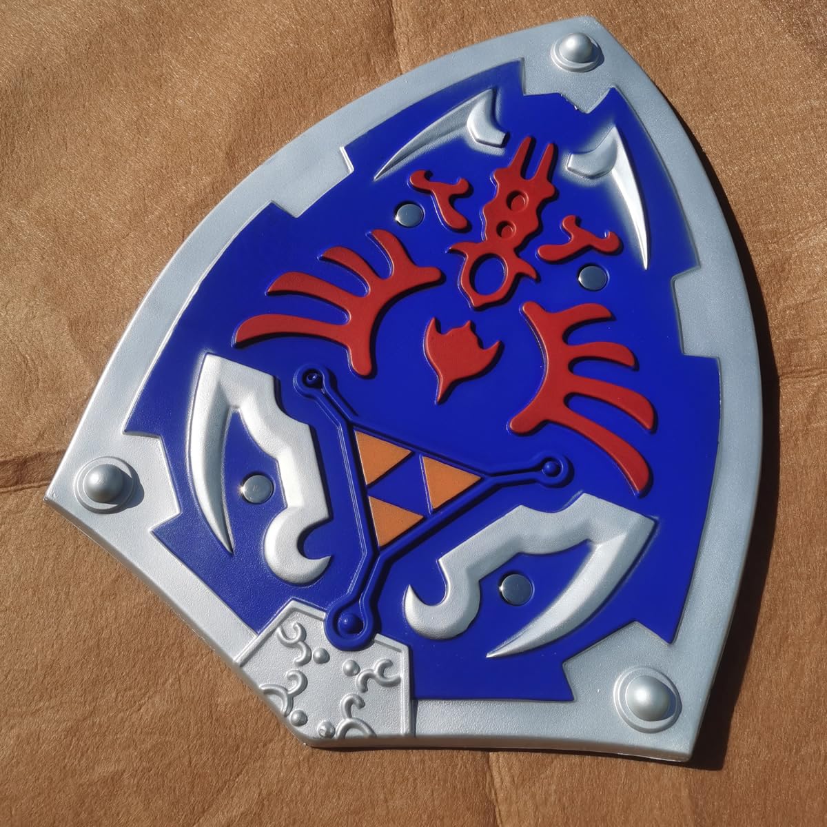 Snapklik.com : Link Hylian Shield