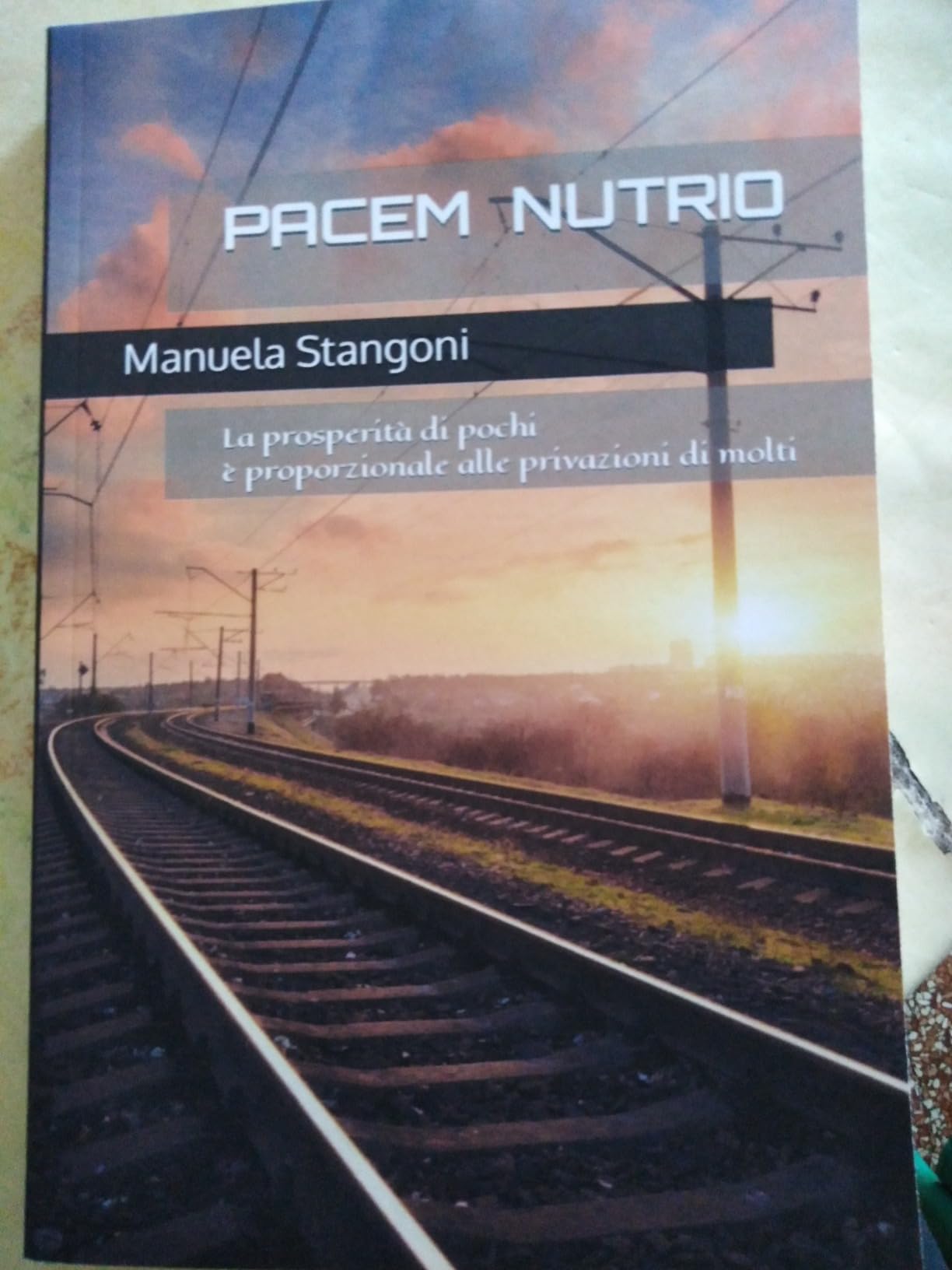 PACEM NUTRIO: mantenere la pace : Stangoni, Manuela, Parodi, Aurora ...
