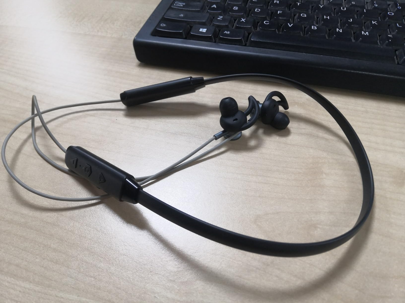 Boult Audio FXCharge Bluetooth Earphones with 32H Playtime, Dual ...