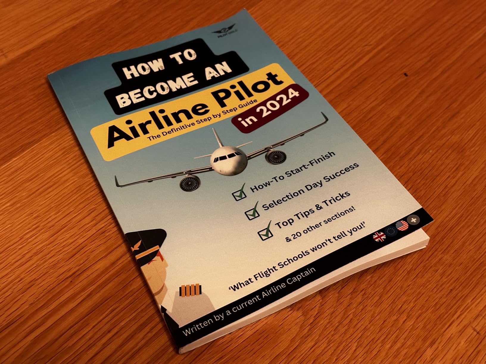 How To Become An Airline Pilot: The Definitive Guide: Amazon.co.uk ...